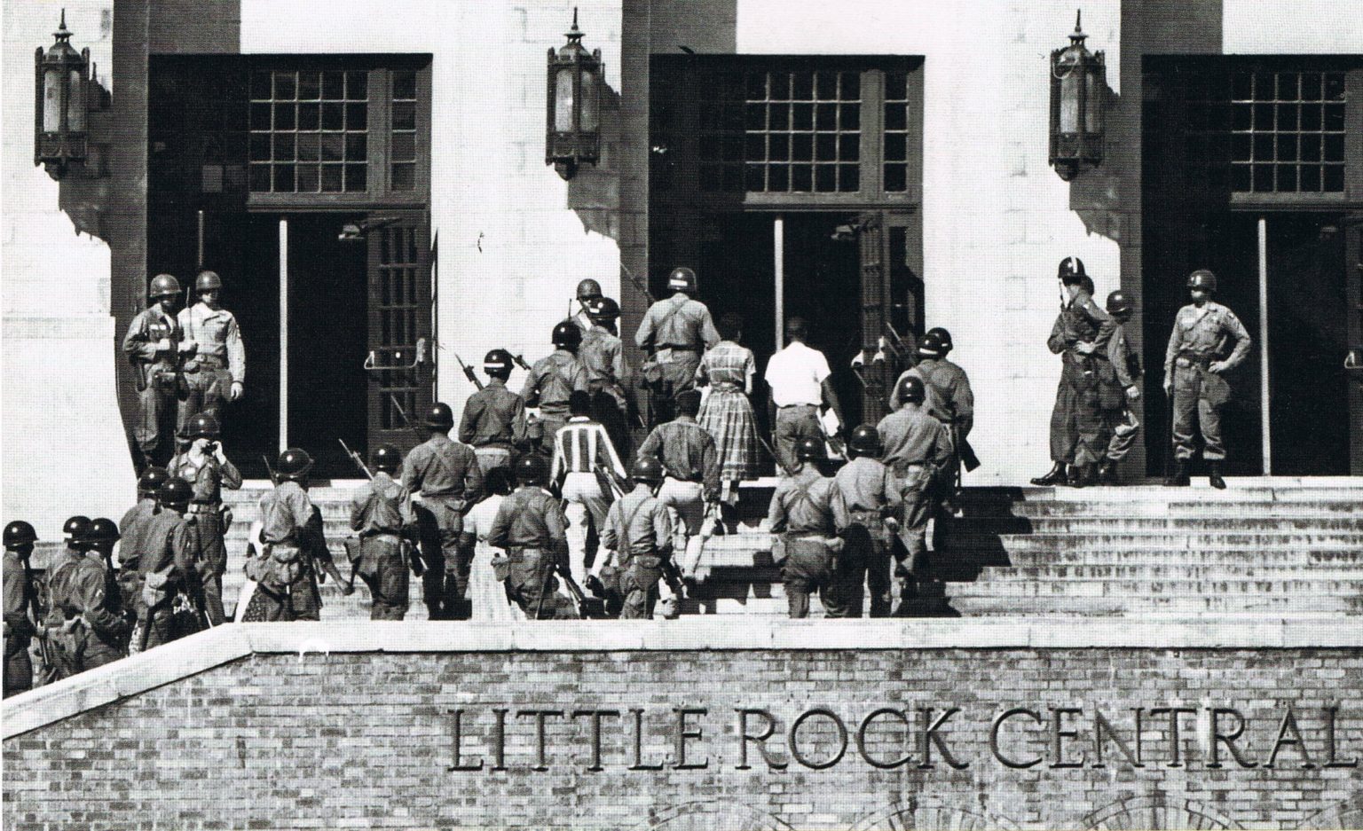 The Integration Of Central High School - Little Rock, 1957 - Speaking ...